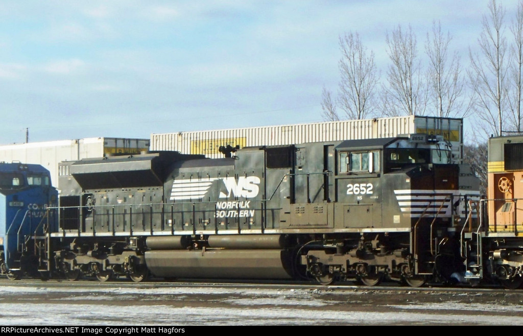 NS 2652